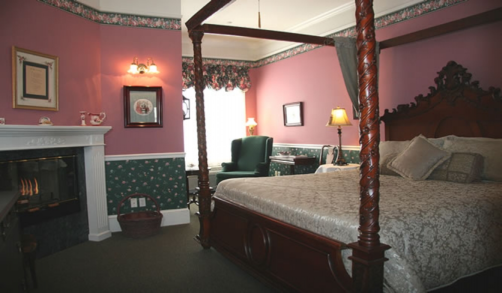 Grey Gables Inn in Sutter Creek | Grey Gables Inn For Sale