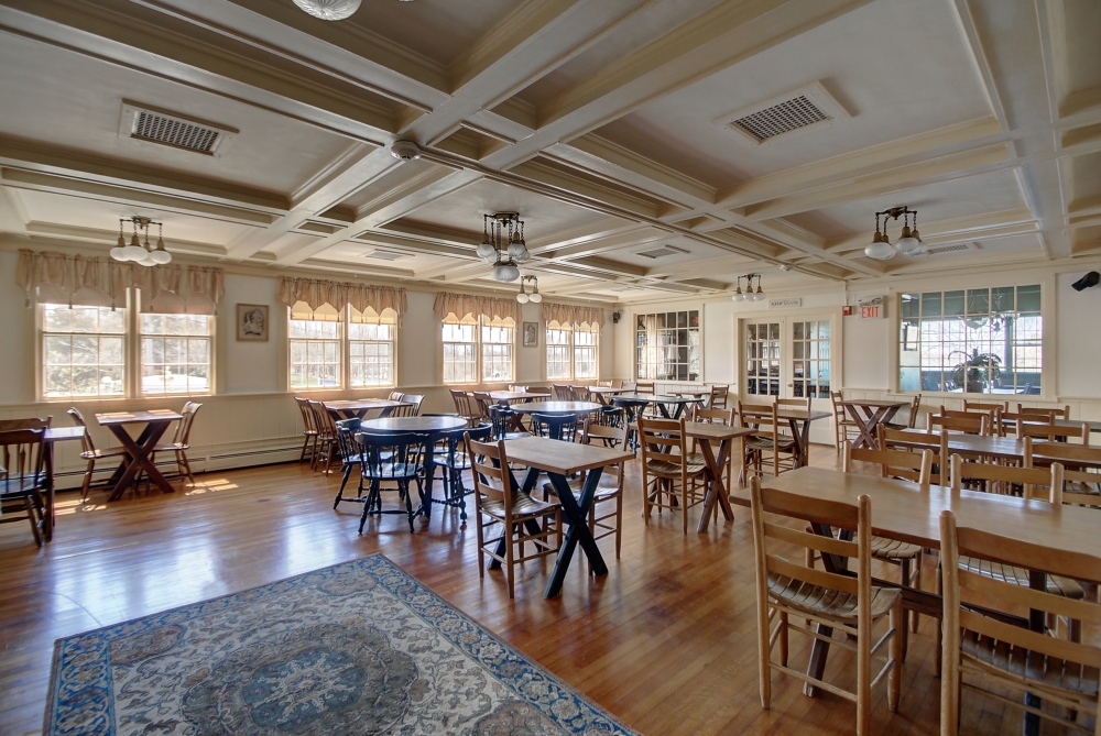 General Stanton Inn in Charlestown | General Stanton Inn For Sale